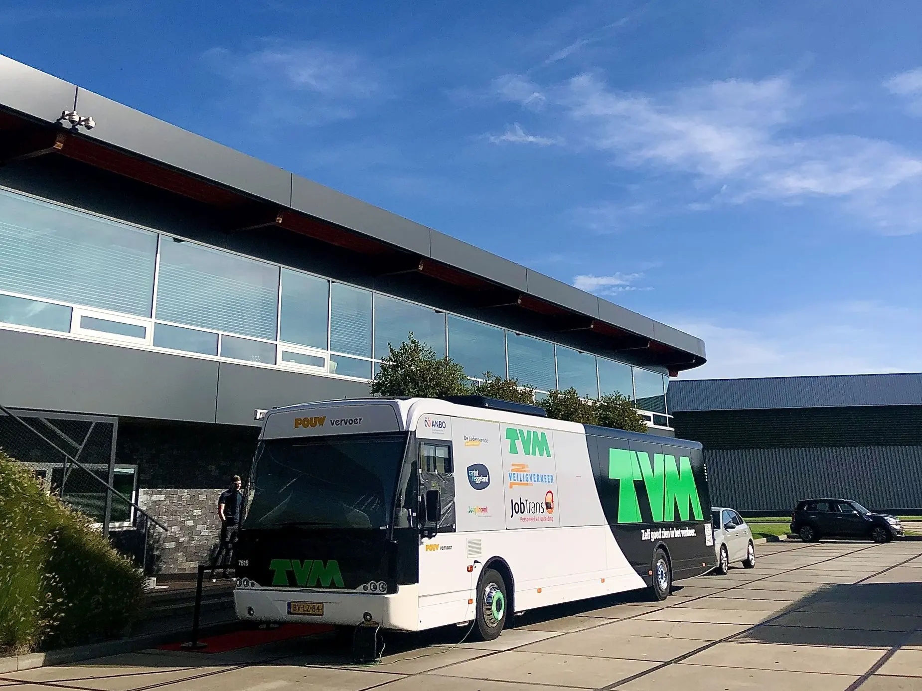 Staalduinen Logistics – Home